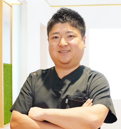 院長・スタッフ紹介｜京都河原町の歯医者｜京都河原町スマイルデザイン歯科・矯正歯科